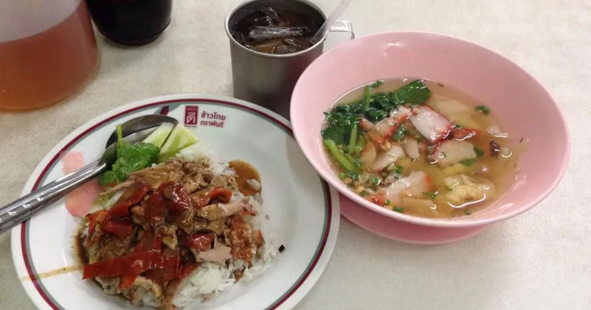 Bamii Kwang Toong(チャオプラヤ川（東岸）/タイ料理) - Retty