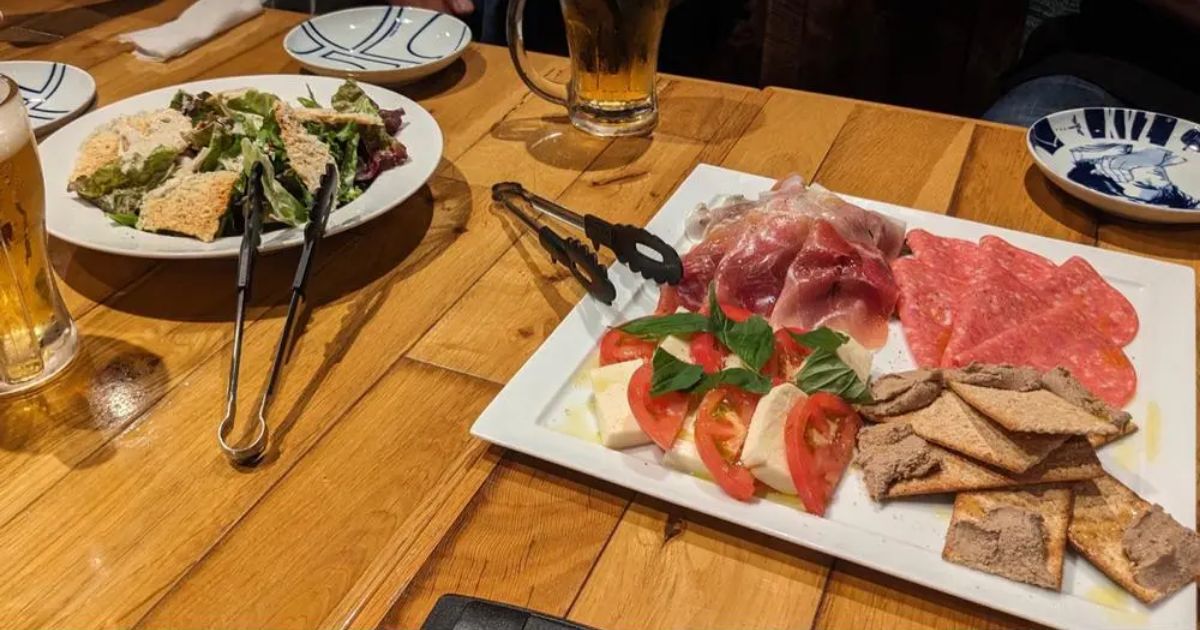 座席一覧：CAFE ZENON & ZENON SAKABA - Retty 日本最大級の実名型グルメサービス