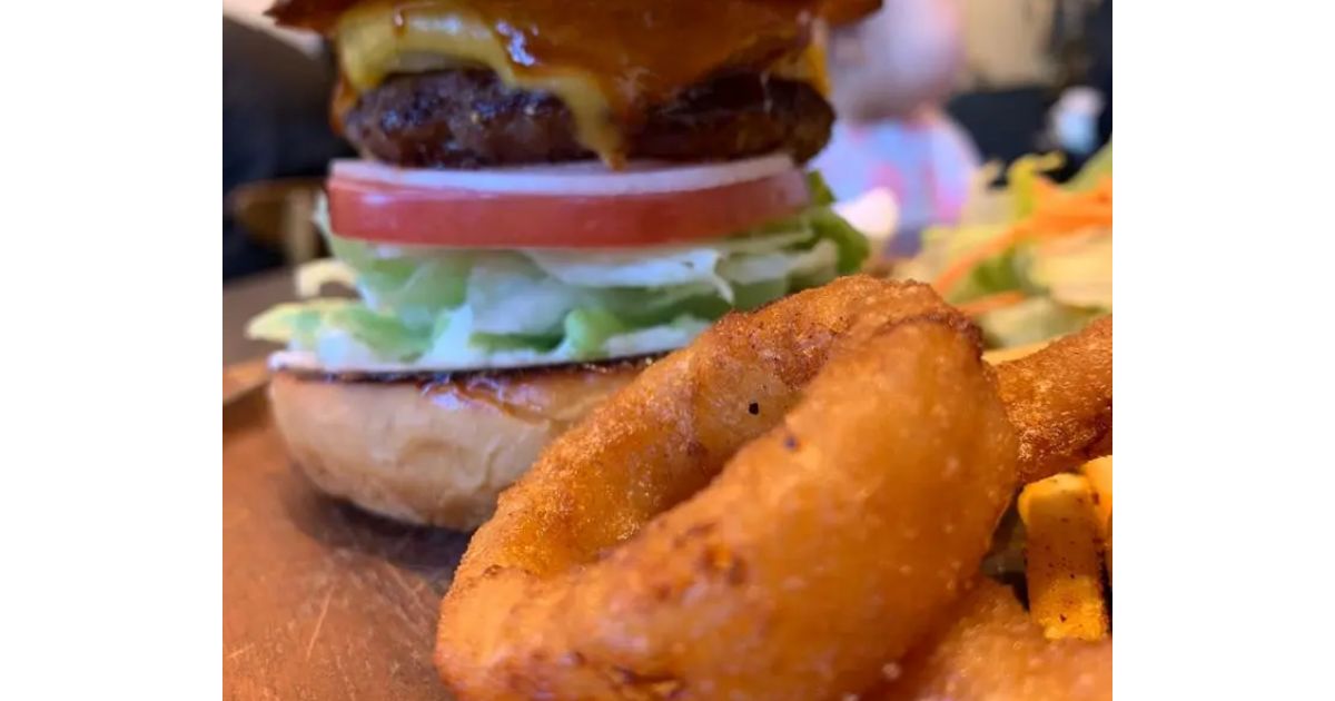 Aloha Dining Lure's Lana(鶴舞/ハワイ料理) - Retty